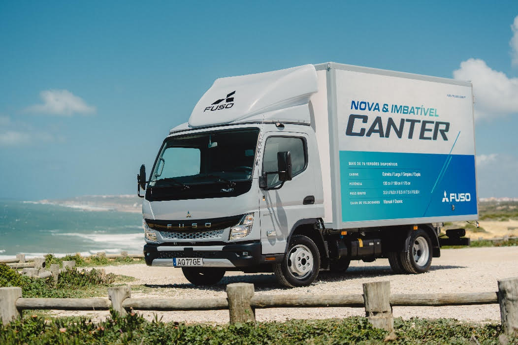 50 anos da Mitsubishi Fuso em Portugal assinalada com Edição Especial ...