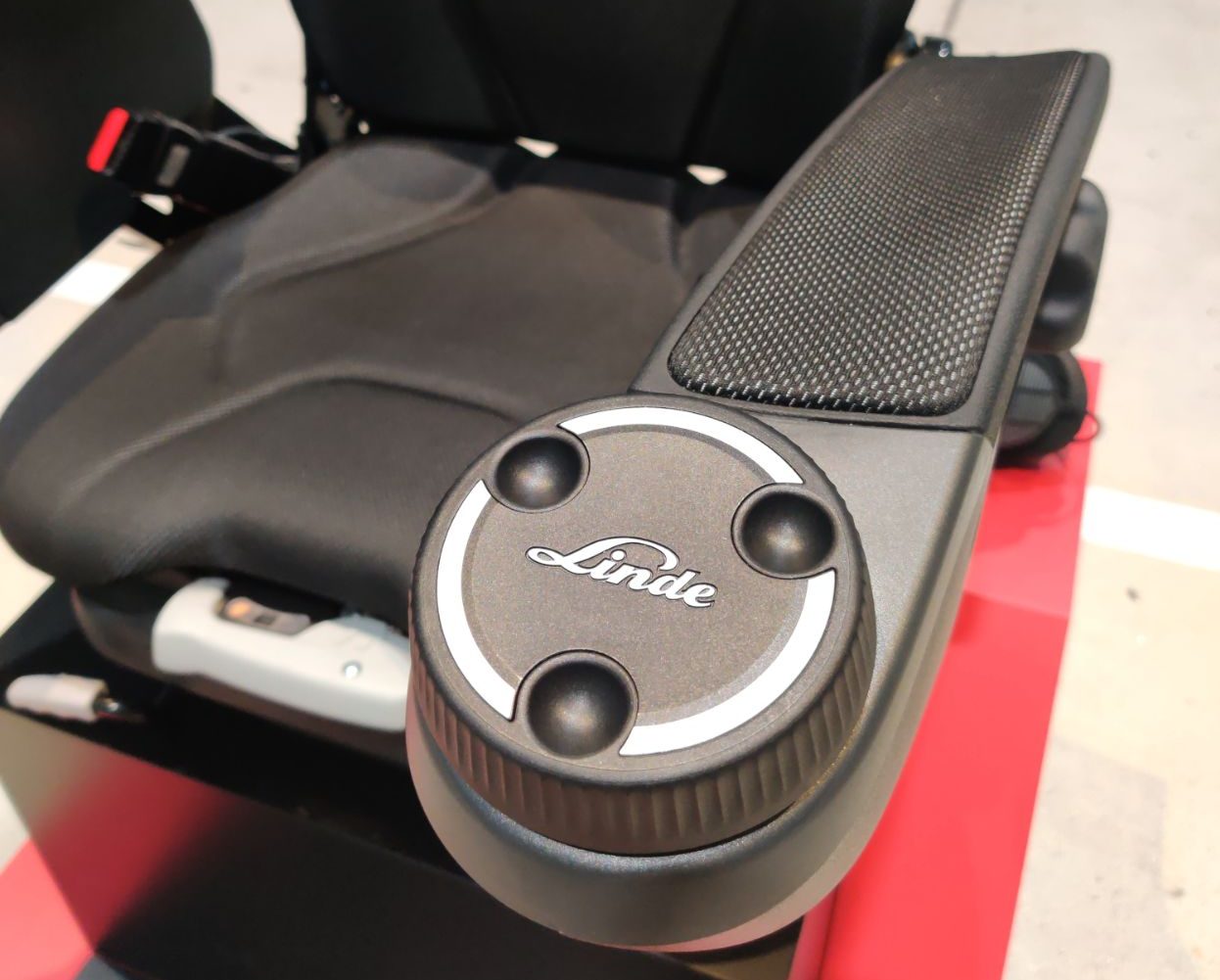 Linde Steer Control é a grande novidade da Linde Material Handling ...