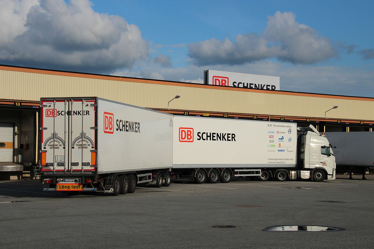 DB Schenker Converte Transporte De Trailers Em Mega cami es Supply Chain Magazine db-schenker-converte-transporte-de-trailers-em-mega-cami-es-supply-chain-magazine