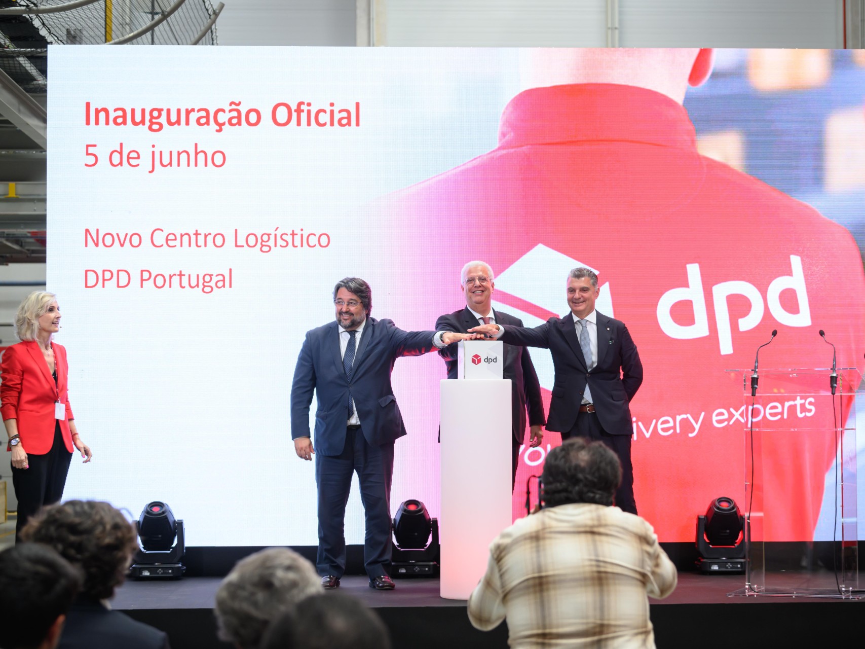 DPD investe 30 M€ no seu maior hub de encomendas em Portugal - Supply ...